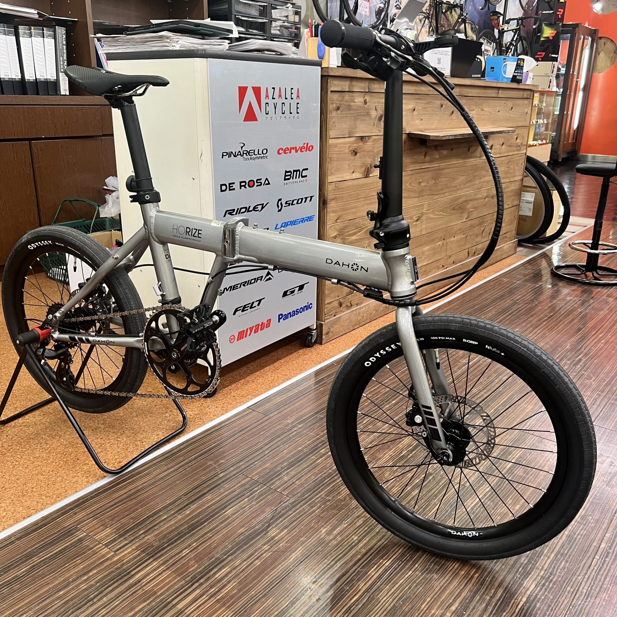 アゼリアサイクルDAHON HORIZE DISC カスタム （その②）の巻 - アゼリアサイクル